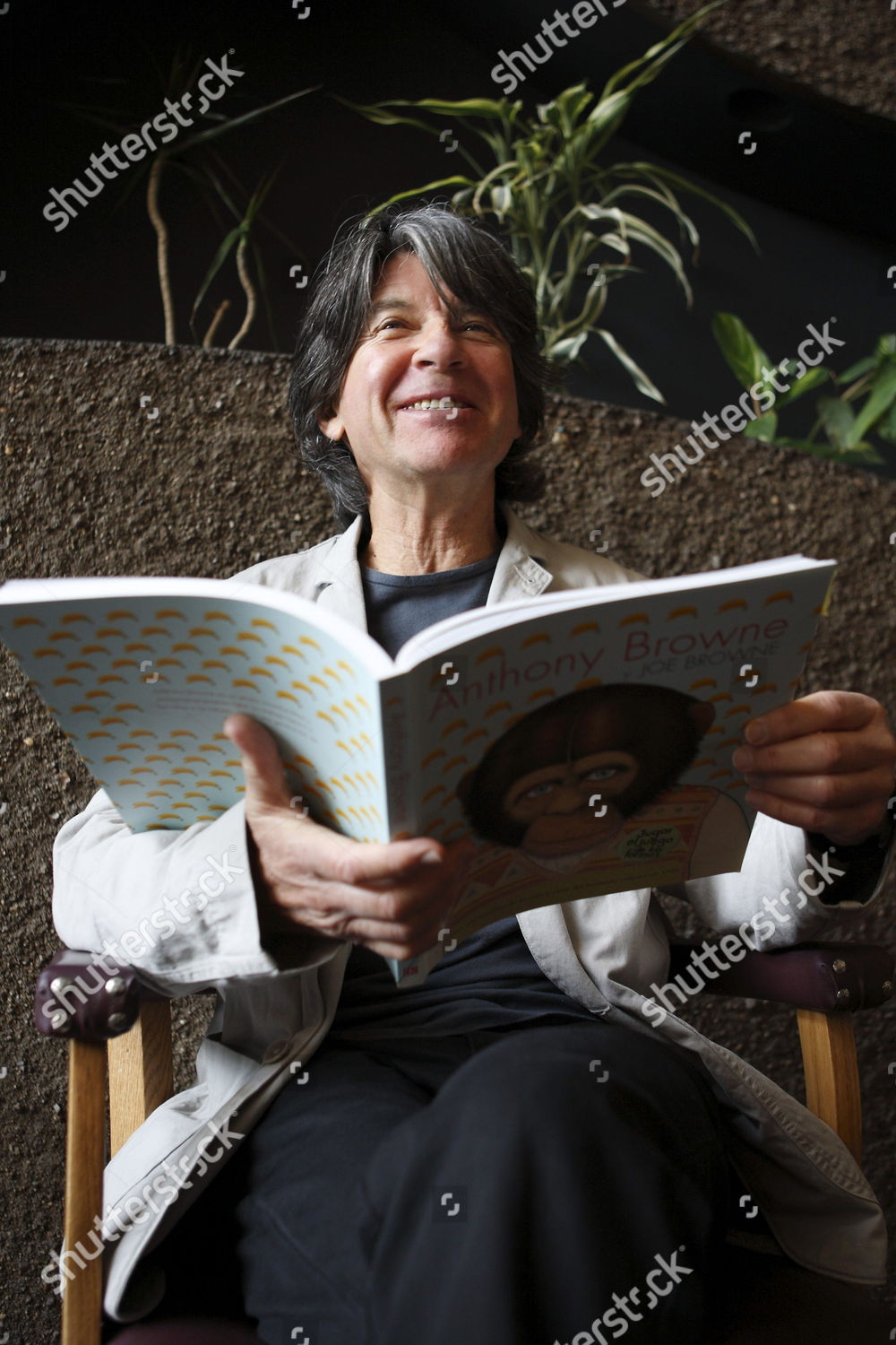 British Illustrator Anthony Browne Poses During Editorial Stock Photo ...