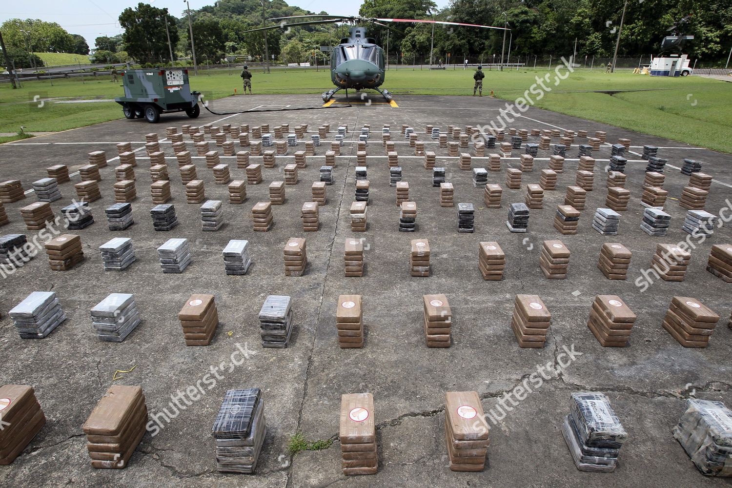 Panamanian Authorities Present Drugs Shipment Seized Editorial Stock ...