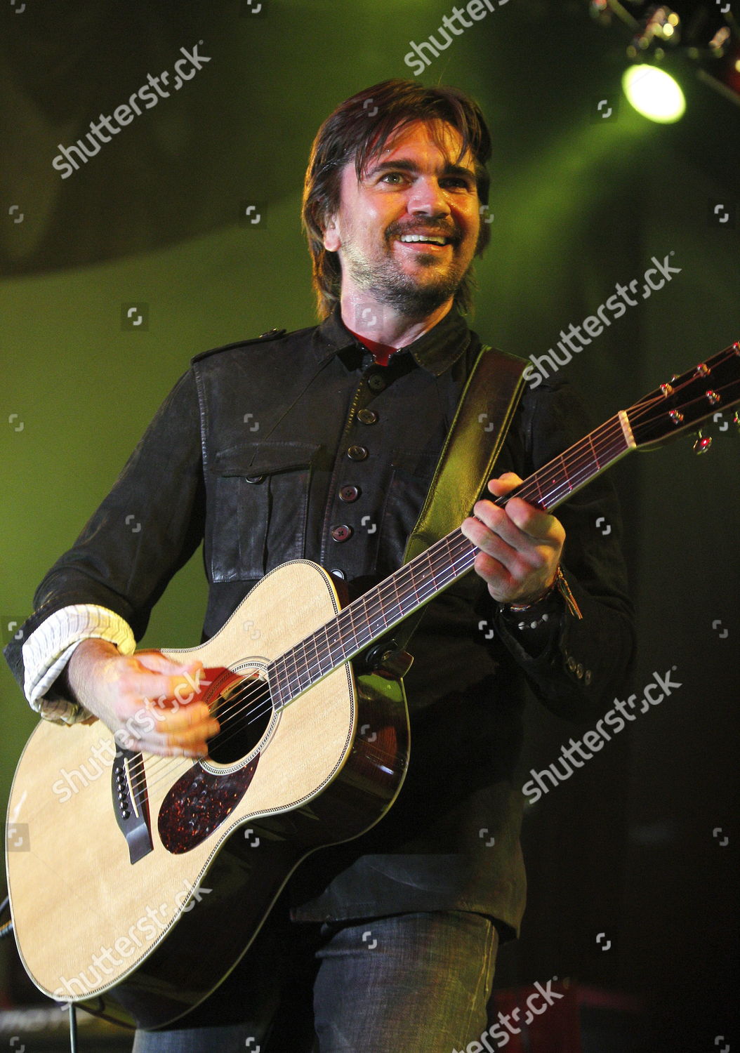 Colombian Singer Juanes Performs During Mtv Editorial Stock Photo ...
