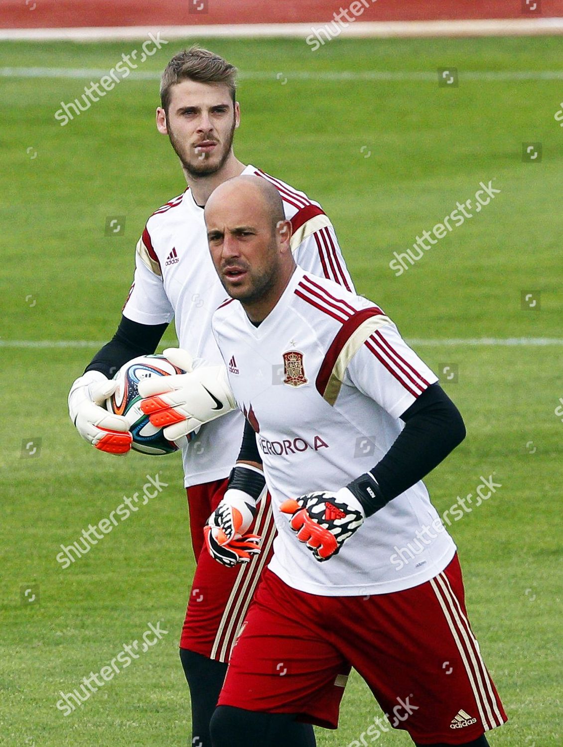 Spanish National Soccer Team Goalkeepers David Editorial Stock Photo ...