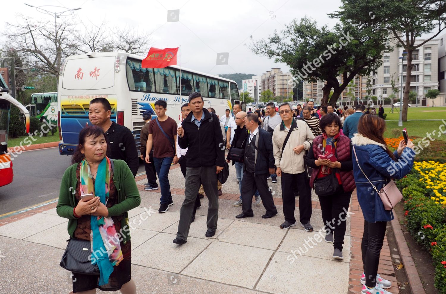 Guide C Leads Chinese Tour Group Editorial Stock Photo - Stock Image ...