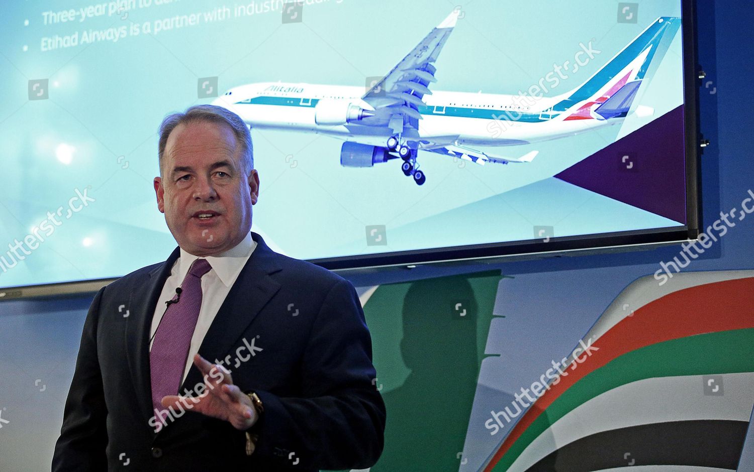 Etihad Airways Ceo James Hogan Delivers Editorial Stock Photo - Stock ...