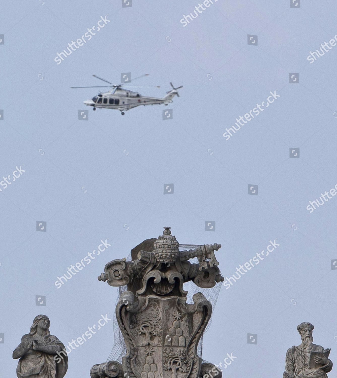 Vaticans Papal Helicopter Arrives Vatican City Editorial Stock Photo ...
