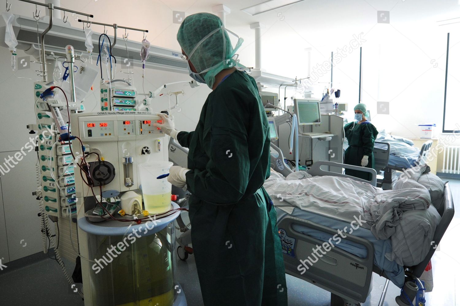 Nurse Nephrology Checks Dialysis Machine Intensive Editorial Stock ...