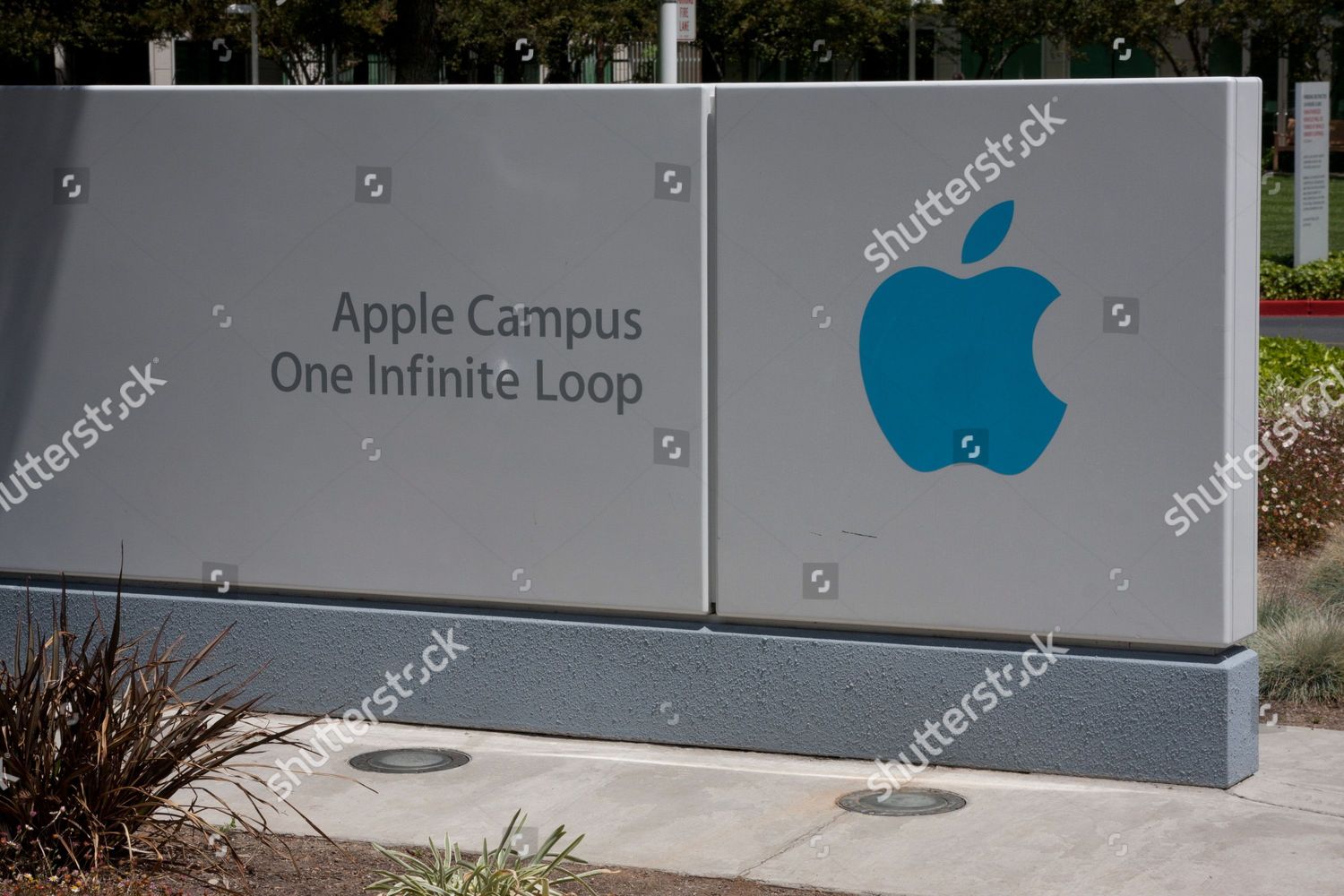 Sign Features One Infinite Loop Building Editorial Stock Photo - Stock ...
