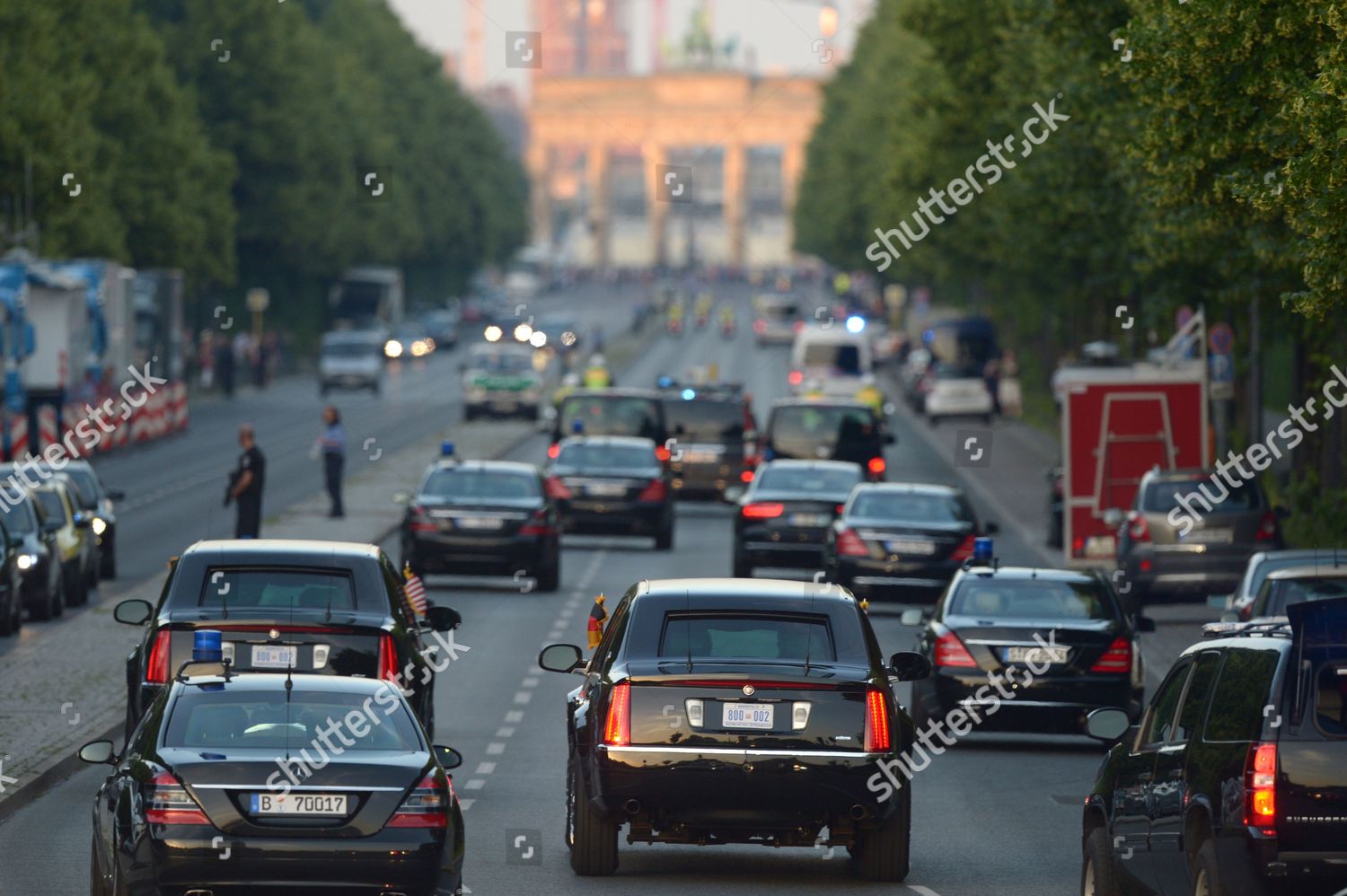 Motorcade Us President Barack Obama Drives Editorial Stock Photo ...