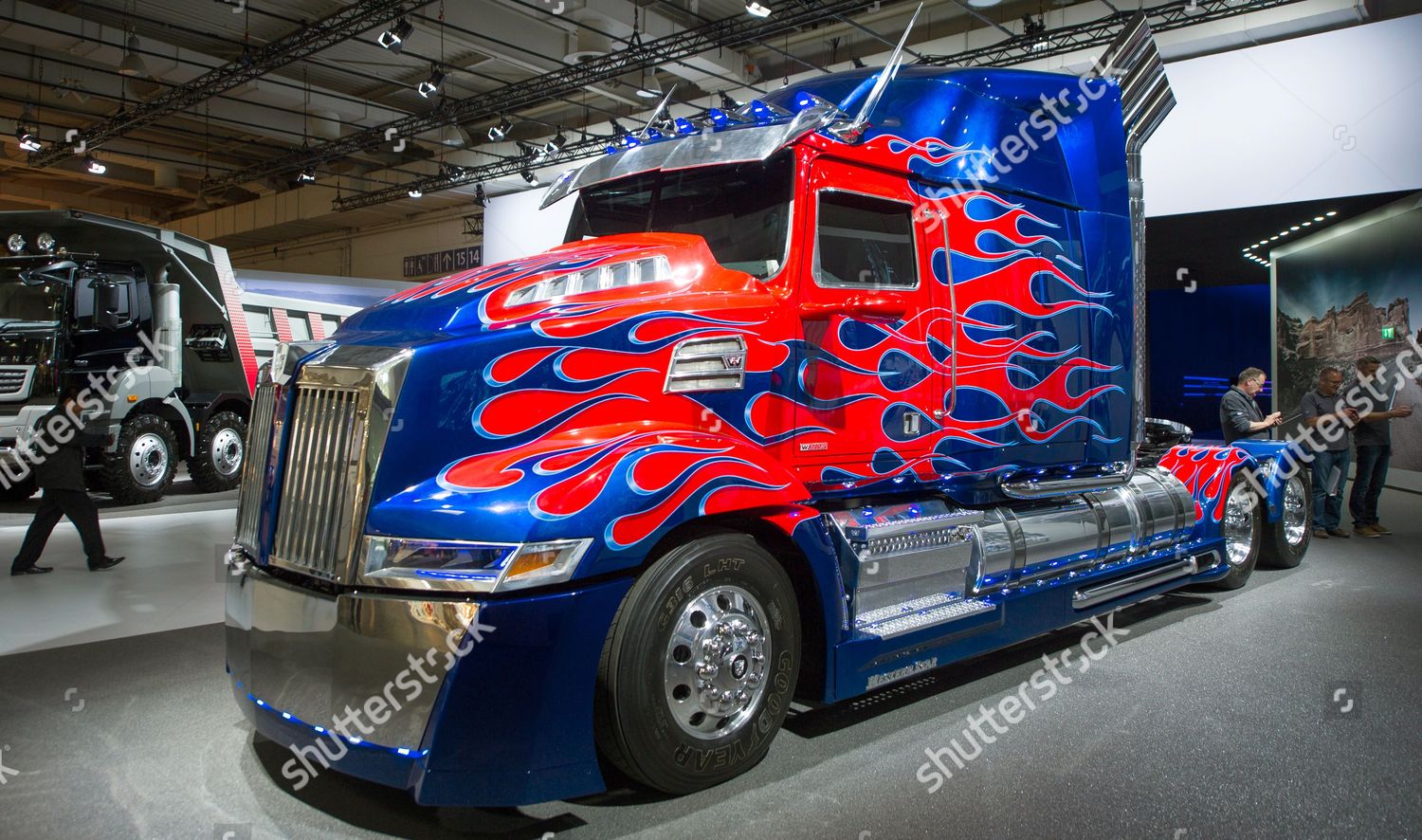Western Star Optimus Prime Transformers International - Foto de stock ...