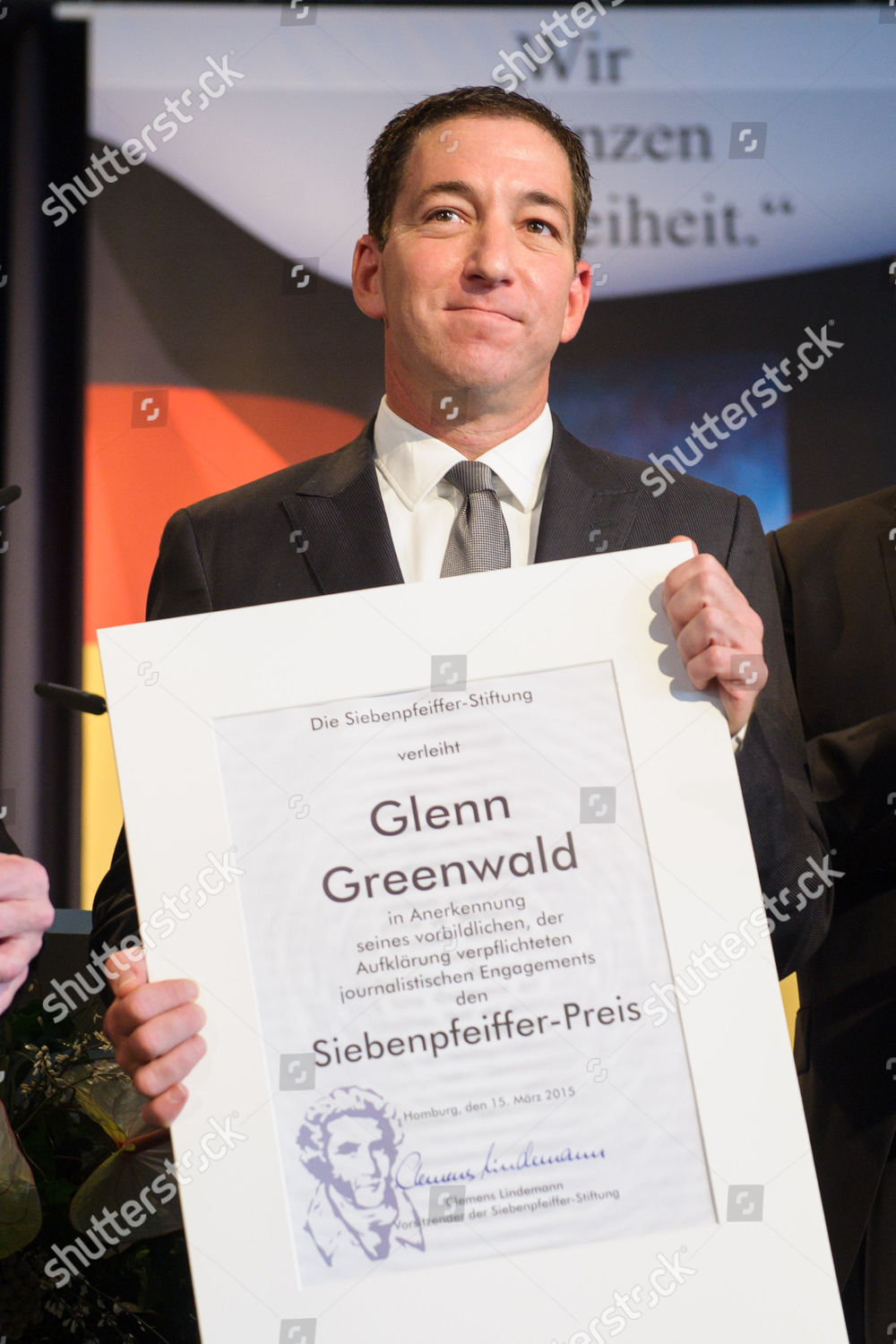 Us Investigative Journalist Glenn Greenwald Receives Editorial Stock ...