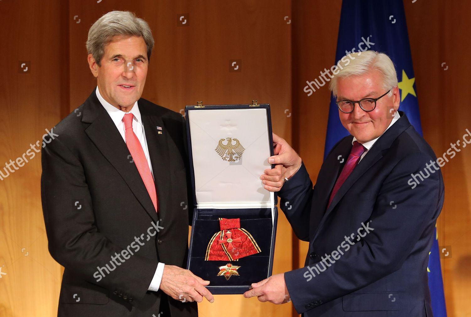 German Foreign Minister Frankwalter Steinmeier R Editorial Stock Photo ...