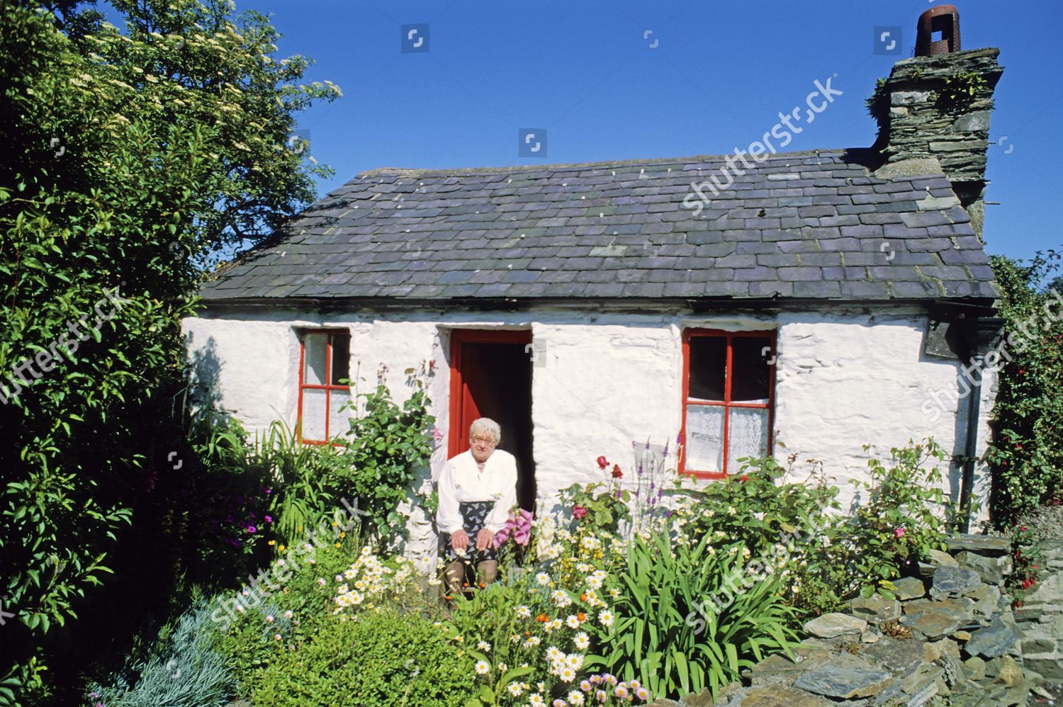 Traditional House Onchan Isle Man Great Editorial Stock Photo - Stock ...