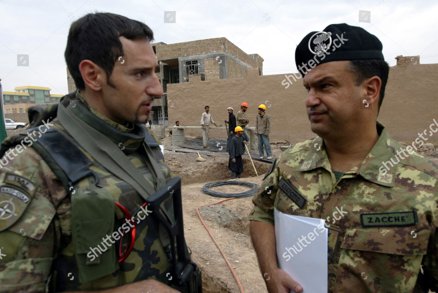 Italian Soldiers Natos International Security Assistance Editorial ...