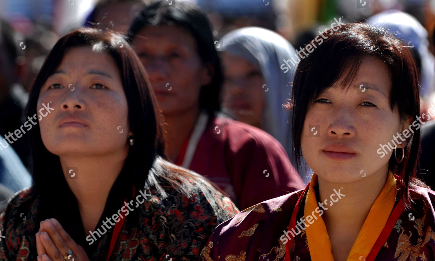 Buddhist Devotees Listen Tibetan Spiritual Leader Editorial Stock Photo ...