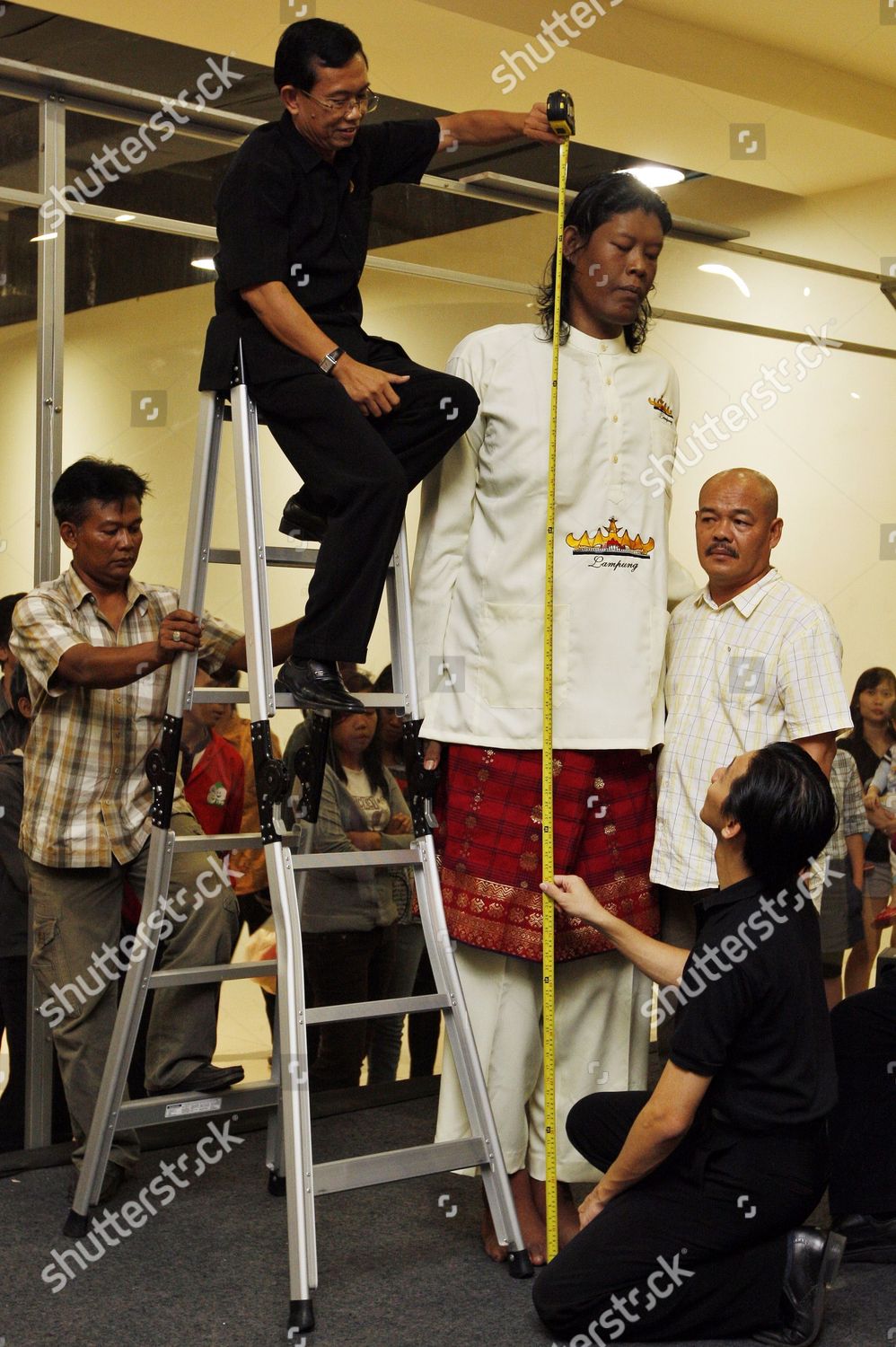 Indonesian Tallest Man Suparwono 24 Measured Editorial Stock Photo ...
