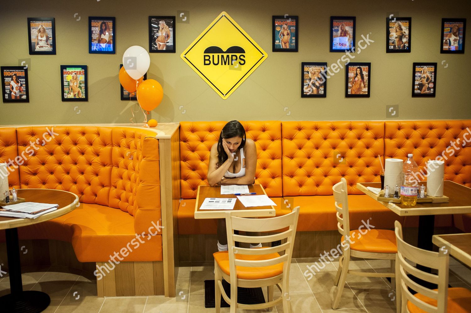 Hooters Girl Sits First Hungarian Hooters Editorial Stock Photo - Stock ...
