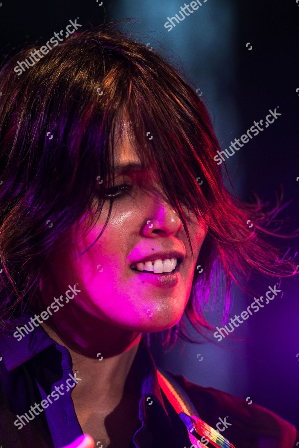 British Singersongwriter Tanita Tikaram Performs Onstage Editorial ...
