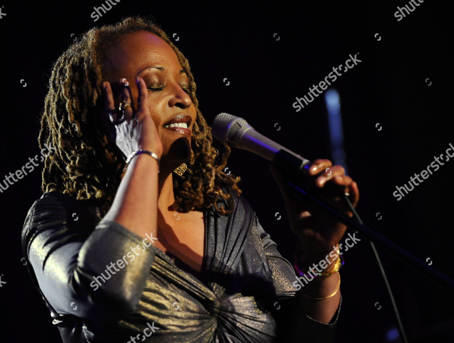 Jazz Vocalist Cassandra Wilson Performs During Editorial Stock Photo ...