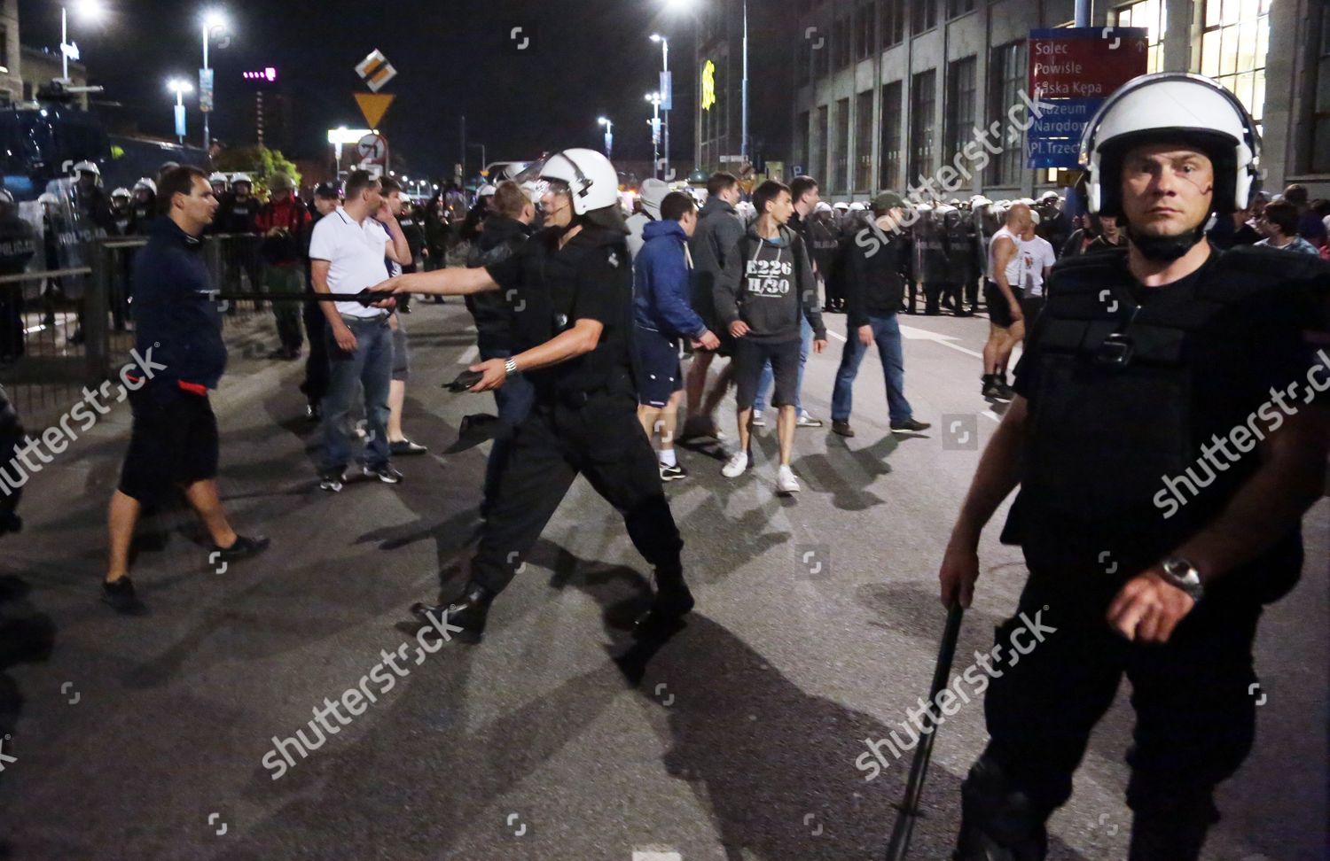 RIOT POLISH POLICE ATTEMPT CONTROL CROWD Editorial Stock Photo - Stock ...