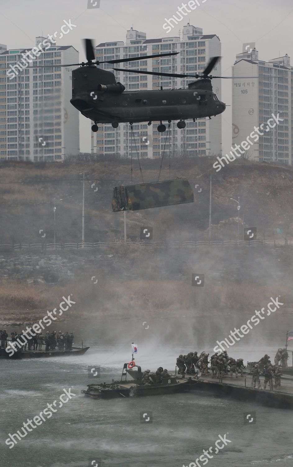 Ch47 Chinook Helicopter Carries Floating Bridge Editorial Stock Photo ...