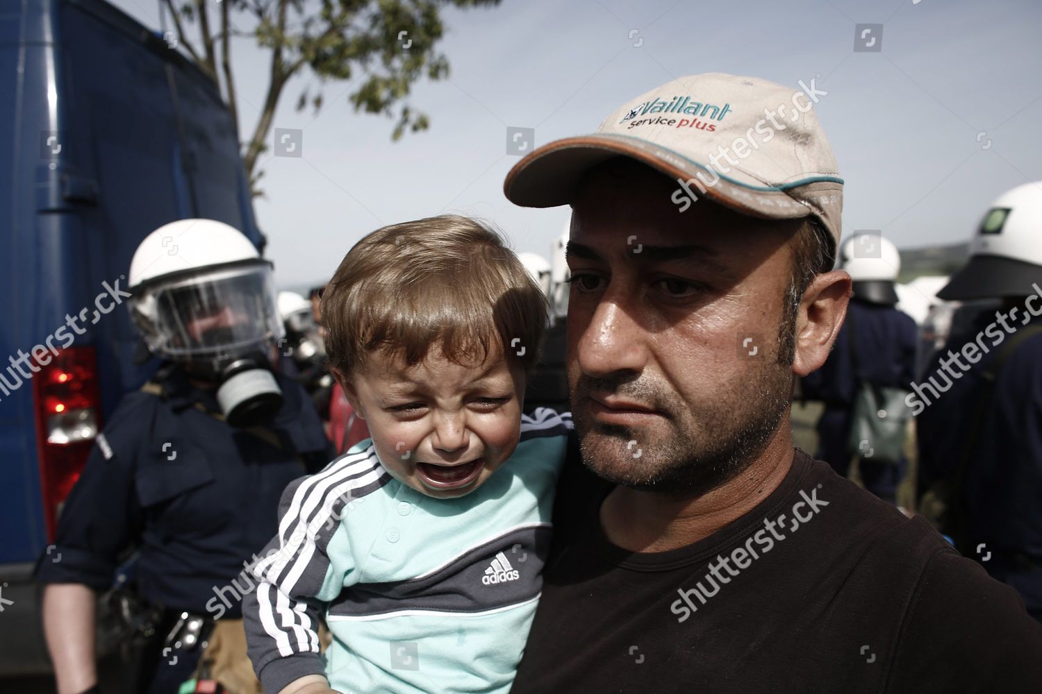 Refugee Carries His Child That Scared Editorial Stock Photo - Stock ...