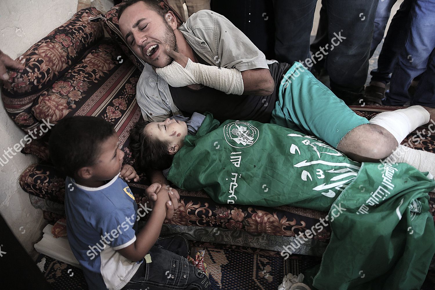 Palestinian Father Yehiya Hassan His Son Editorial Stock Photo - Stock ...