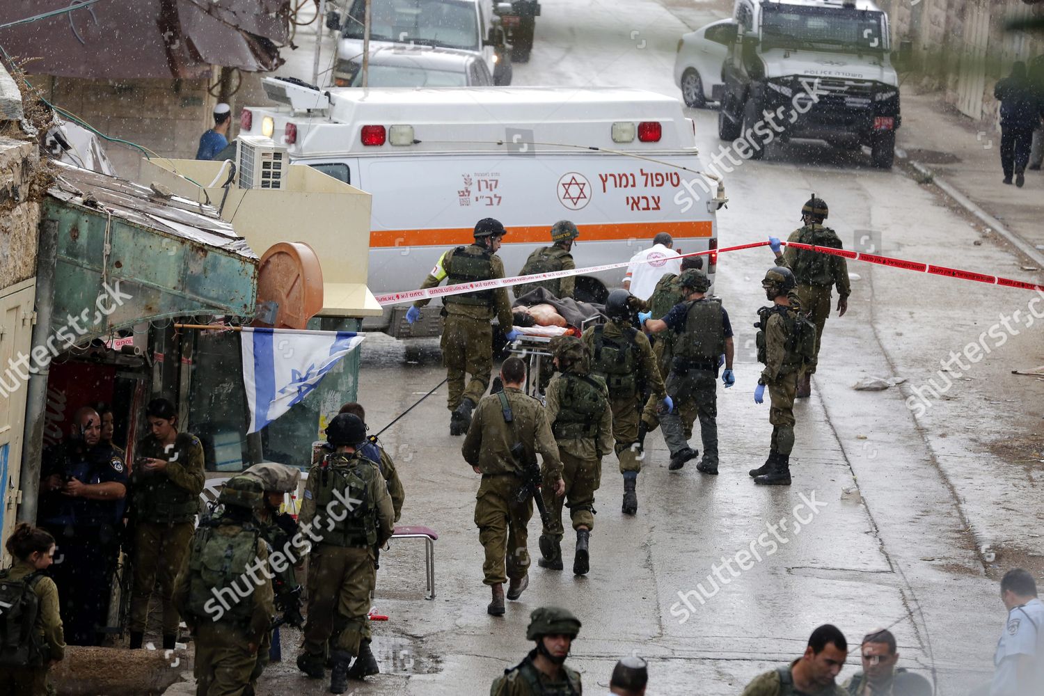 Israeli Soldiers Medical Personnel Move Palestinian Editorial Stock ...
