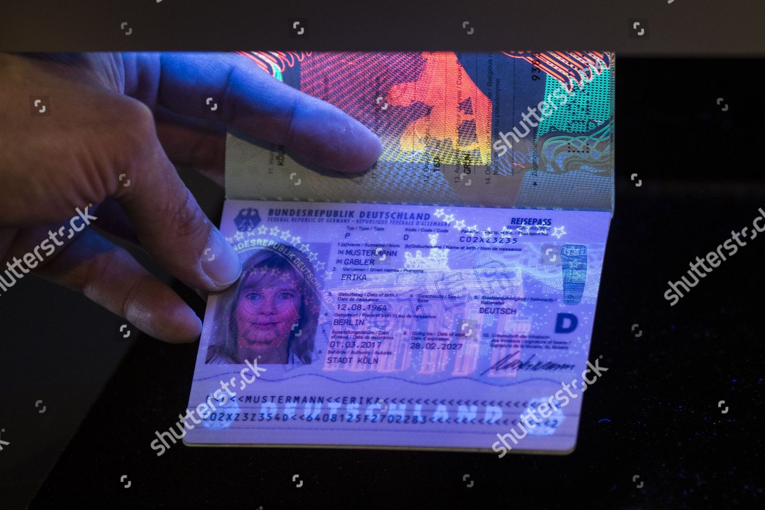 Id Side Sample New Electronic German Editorial Stock Photo - Stock ...