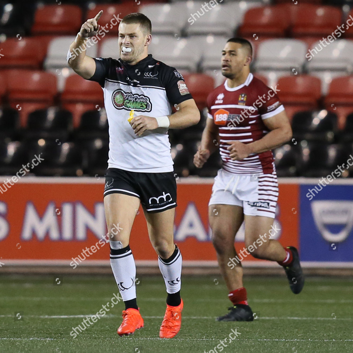 Rhys Hanbury Widnes Vikings Celebrates Scoring Editorial Stock Photo ...