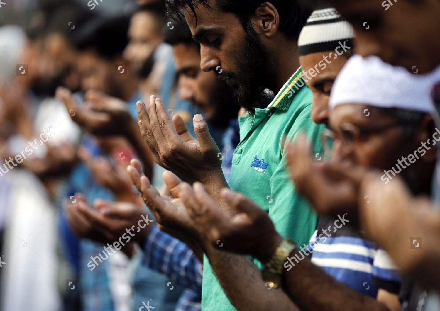 Kashmiri Muslim Men Offer Asr Afternoon Editorial Stock Photo - Stock ...