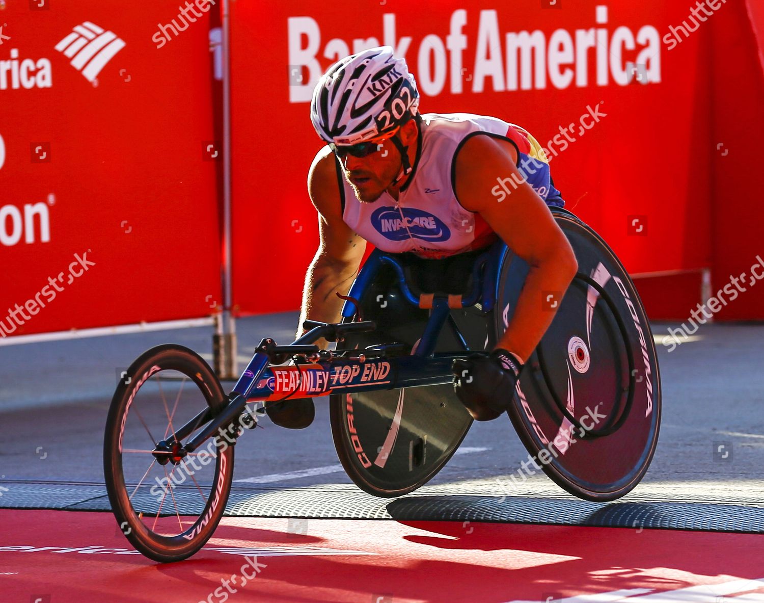 Kurt Fearnley Australia Crosses Finish Line Editorial Stock Photo ...