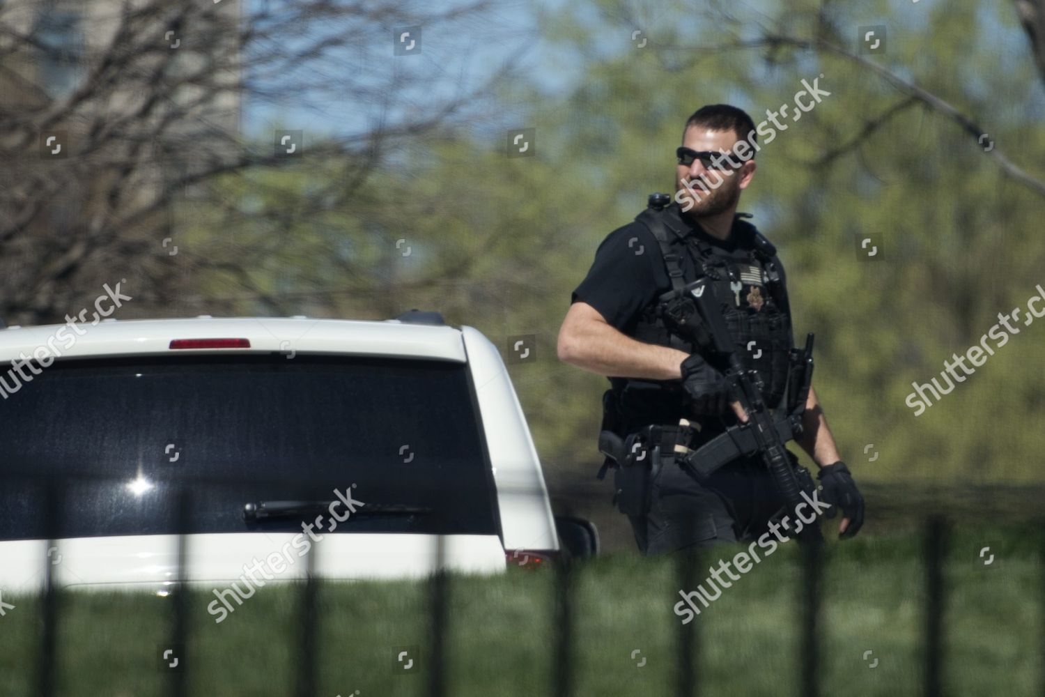 Us Secret Service Officer Patrols North Editorial Stock Photo - Stock ...