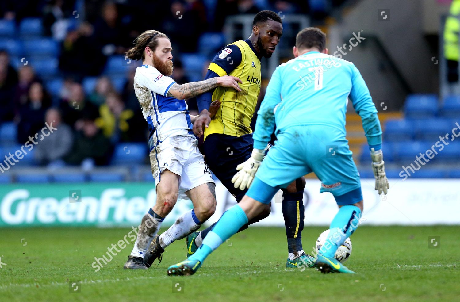Stuart Sinclair Bristol Rovers Challenges Cheyenne Editorial Stock ...