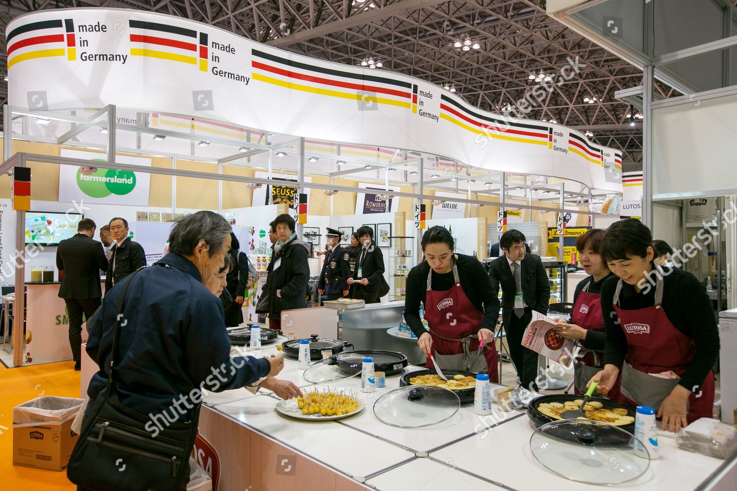 Visiter Samples Food German Pavilion During Editorial Stock Photo ...