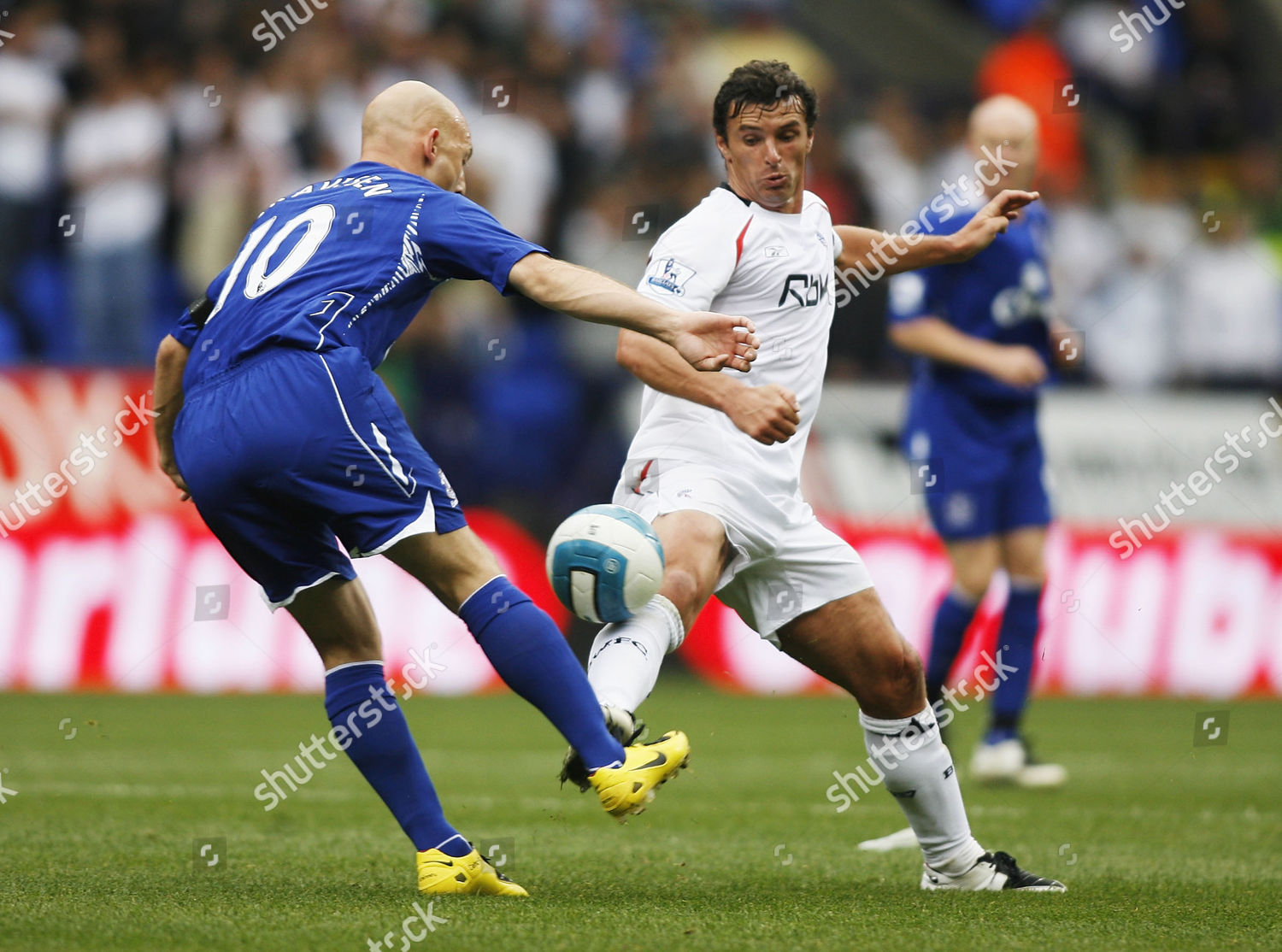 Gary Speed Bolton Thomas Gravesen Everton Editorial Stock Photo - Stock ...