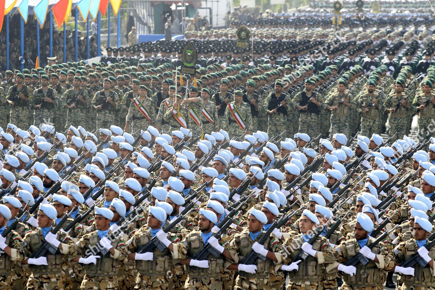 Iranian Army Soldiers March During Ceremony Editorial Stock Photo ...