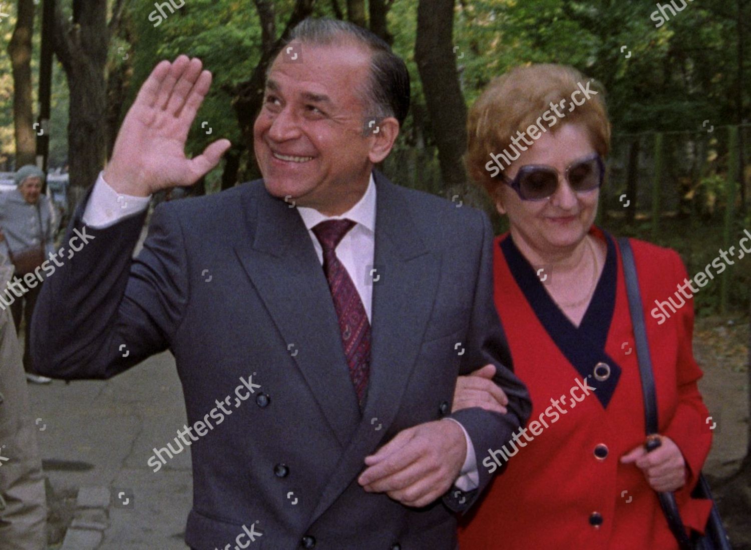 Romanian President Ion Iliescu L Waves Editorial Stock Photo - Stock ...