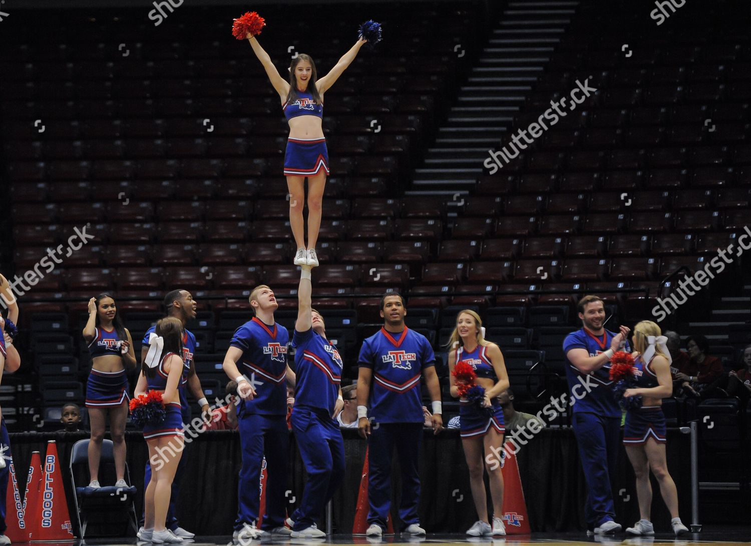 Louisiana Tech Bulldogs Cheerleaders During Cusa Editorial Stock Photo ...