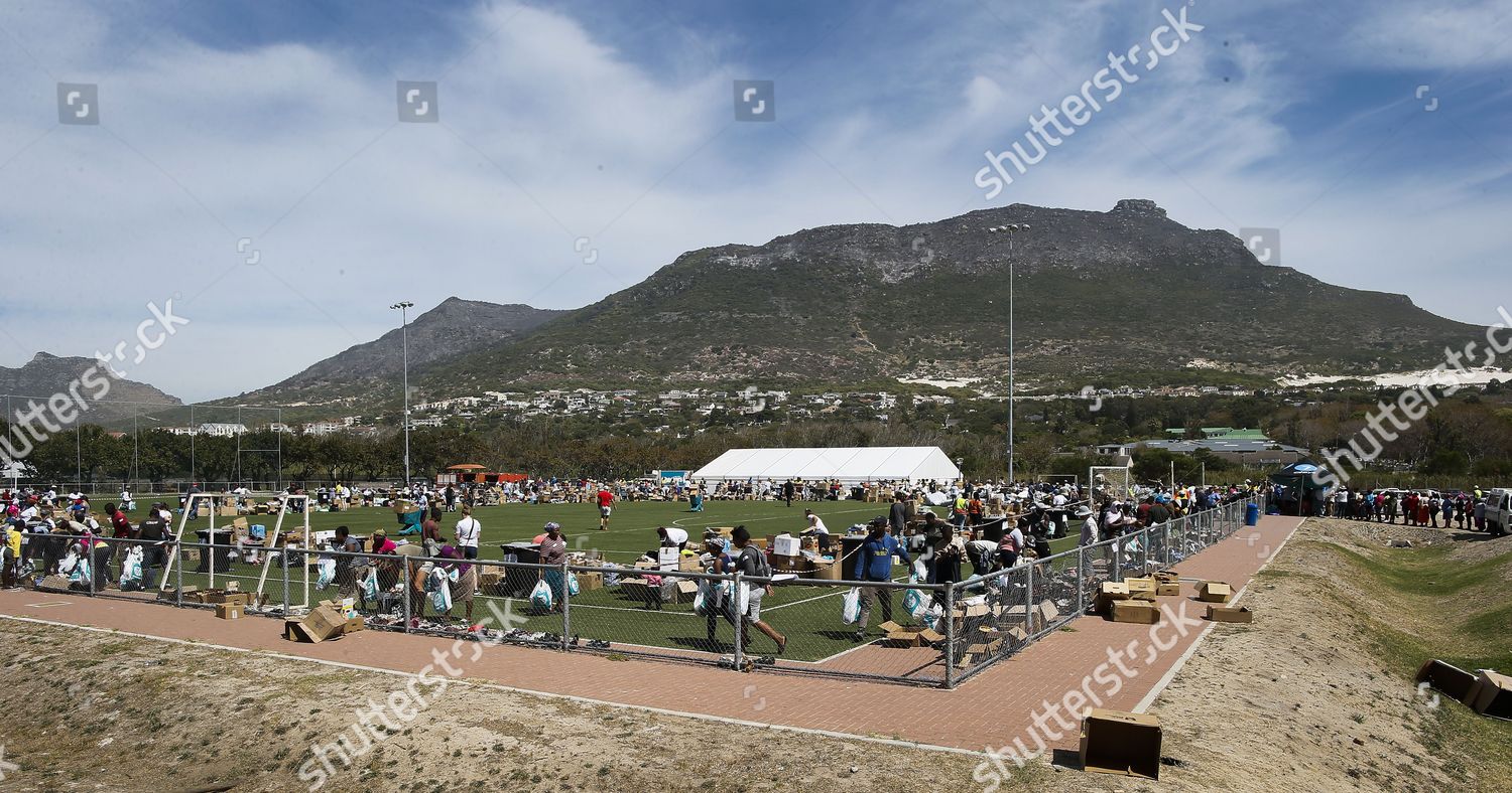 South African Victims Devastating Fire Mandela Editorial Stock Photo ...