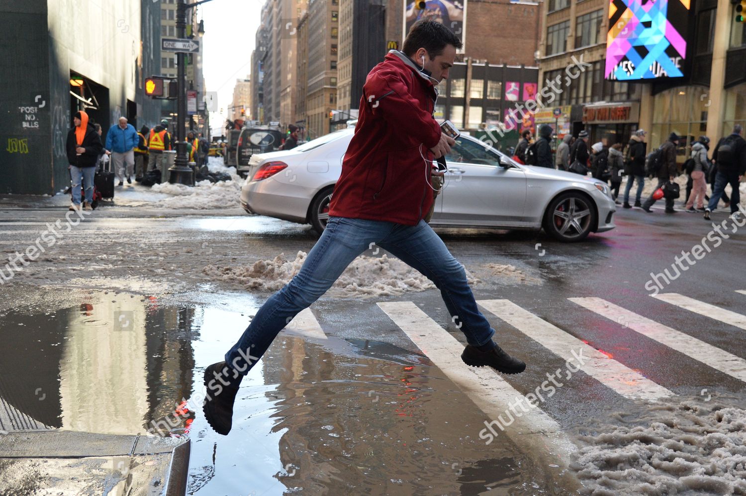 People Navigate Slushy Street Corners Manhattan Editorial Stock Photo ...