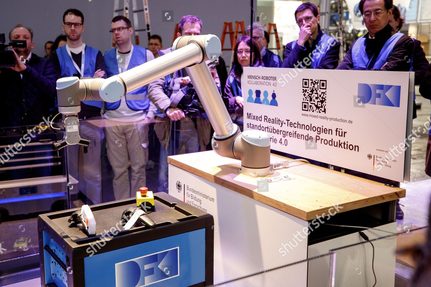 Robot Using Mixed Reality Technology Stand Editorial Stock Photo ...