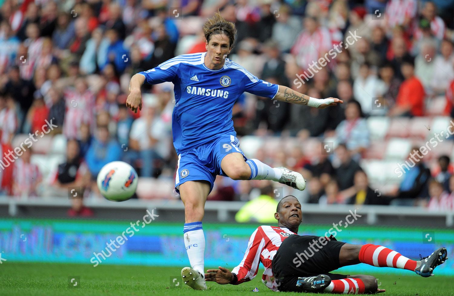 Titus Bramble Sunderland Tackles Fernando Torres Editorial Stock Photo ...