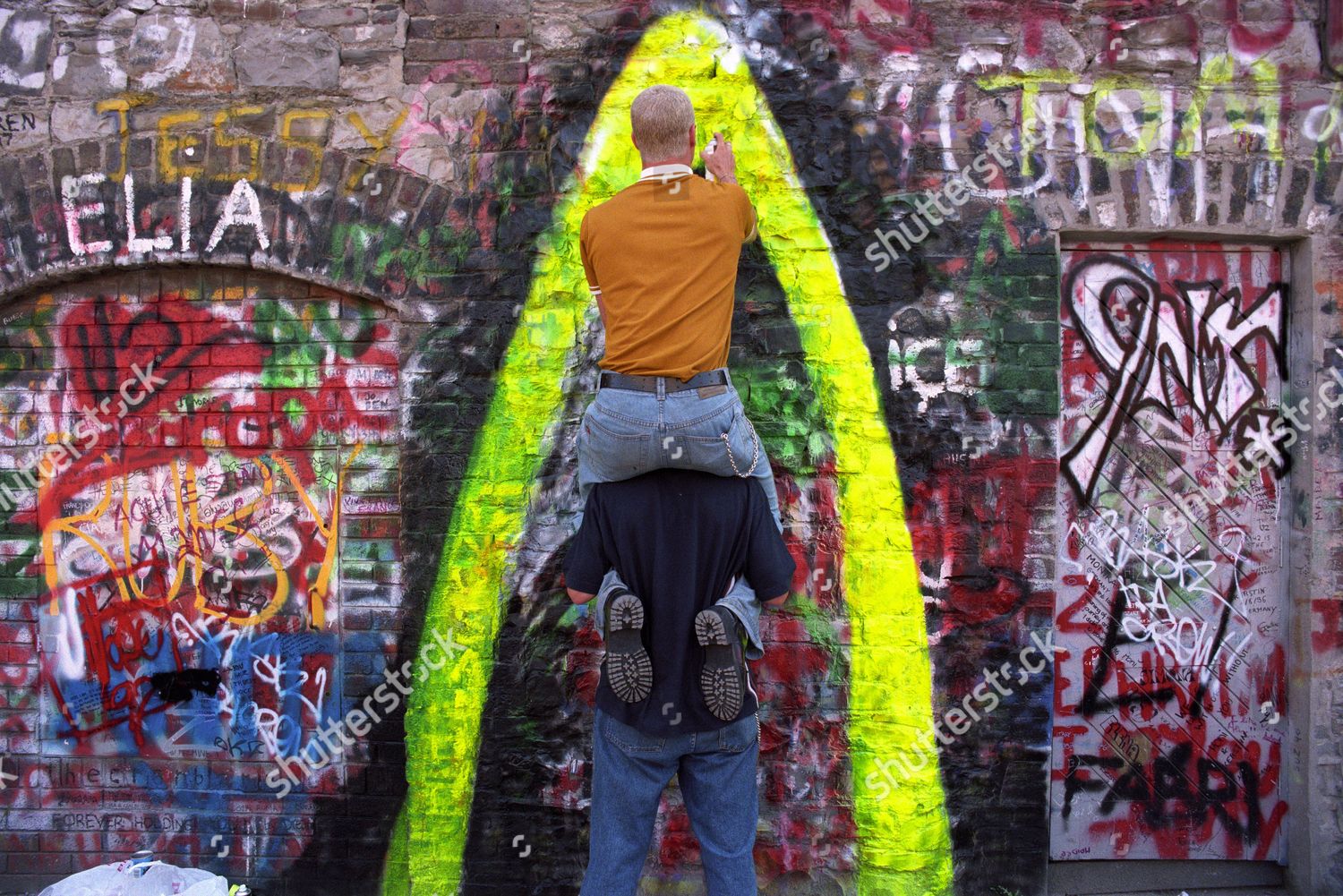 U2 Wall On Windmill Lane Dublin Editorial Stock Photo - Stock Image ...