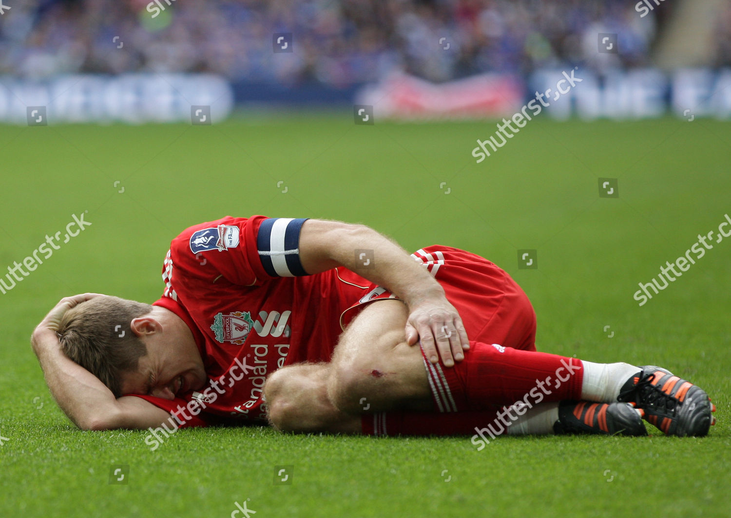 Steven Gerrard Liverpool Reacts After Challenge Editorial Stock Photo ...