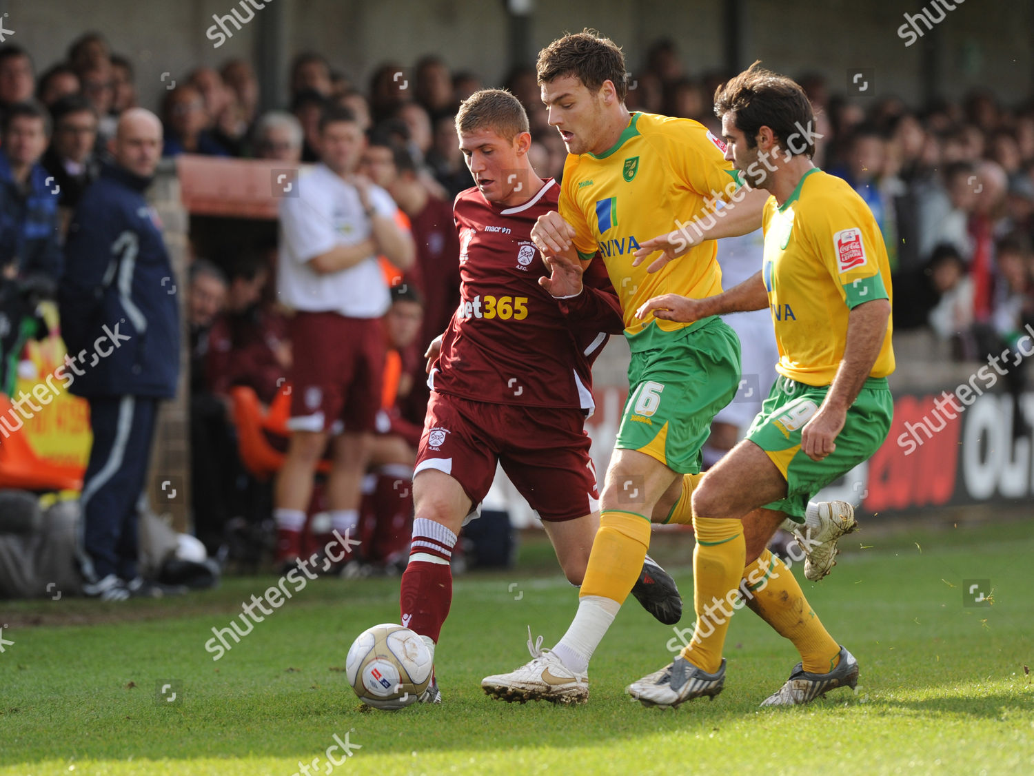 Ben Lacey Paulton Rovers Challenges Ball Editorial Stock Photo - Stock ...