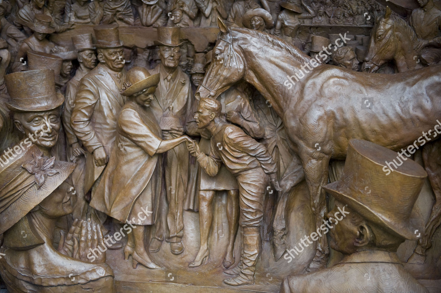 Queen Mother Memorial Statue Editorial Stock Photo - Stock Image ...