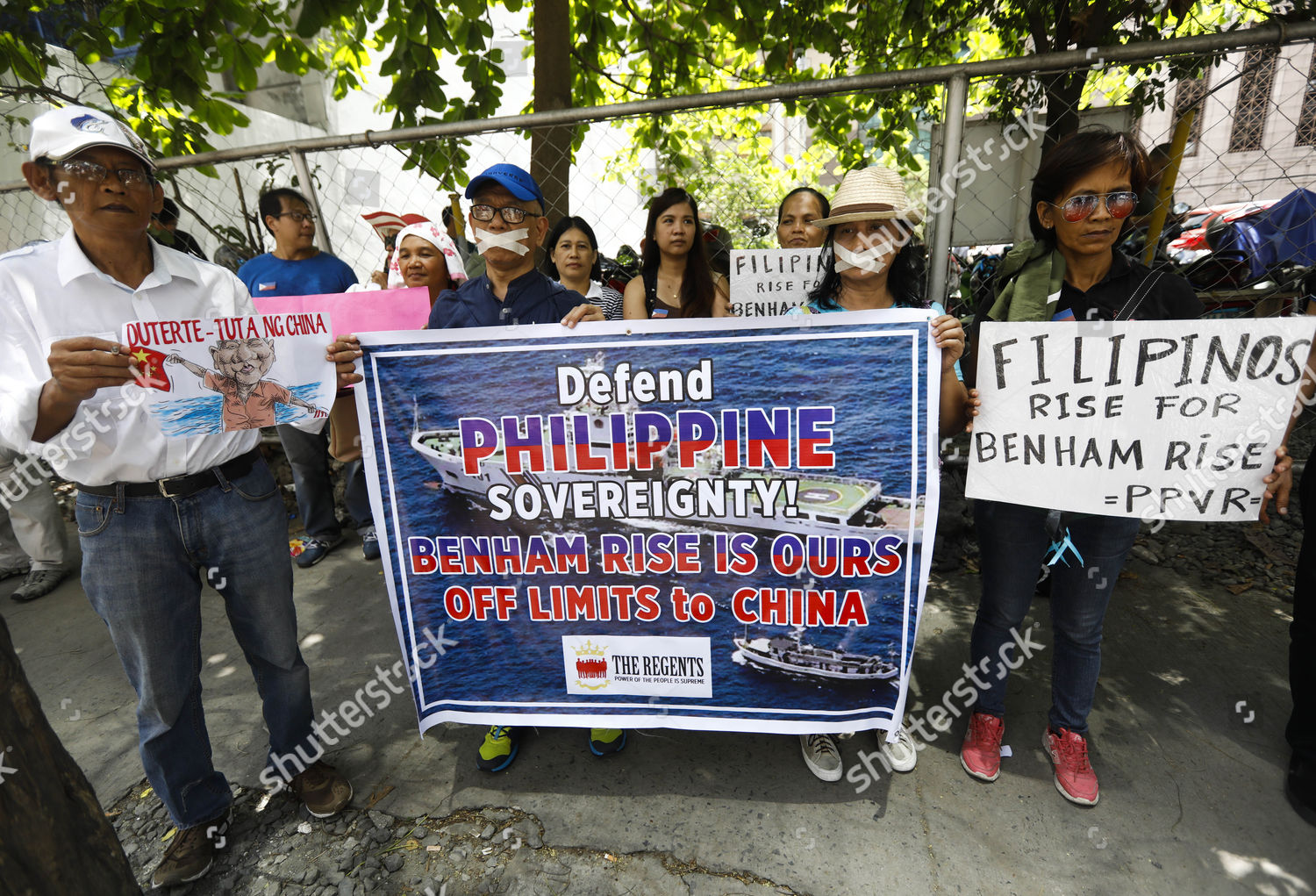 Filipino Protesters Hold Signs During Demonstration Editorial Stock ...