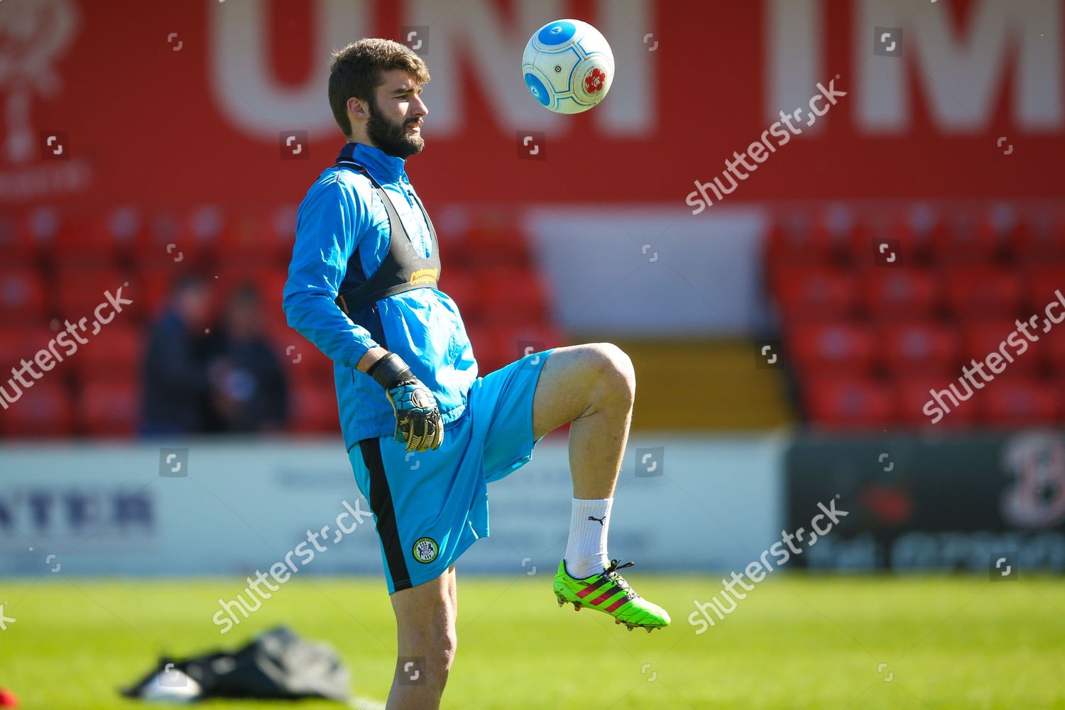 Forest Green Rovers Goalkeeper Simon Lefebvre Editorial Stock Photo ...