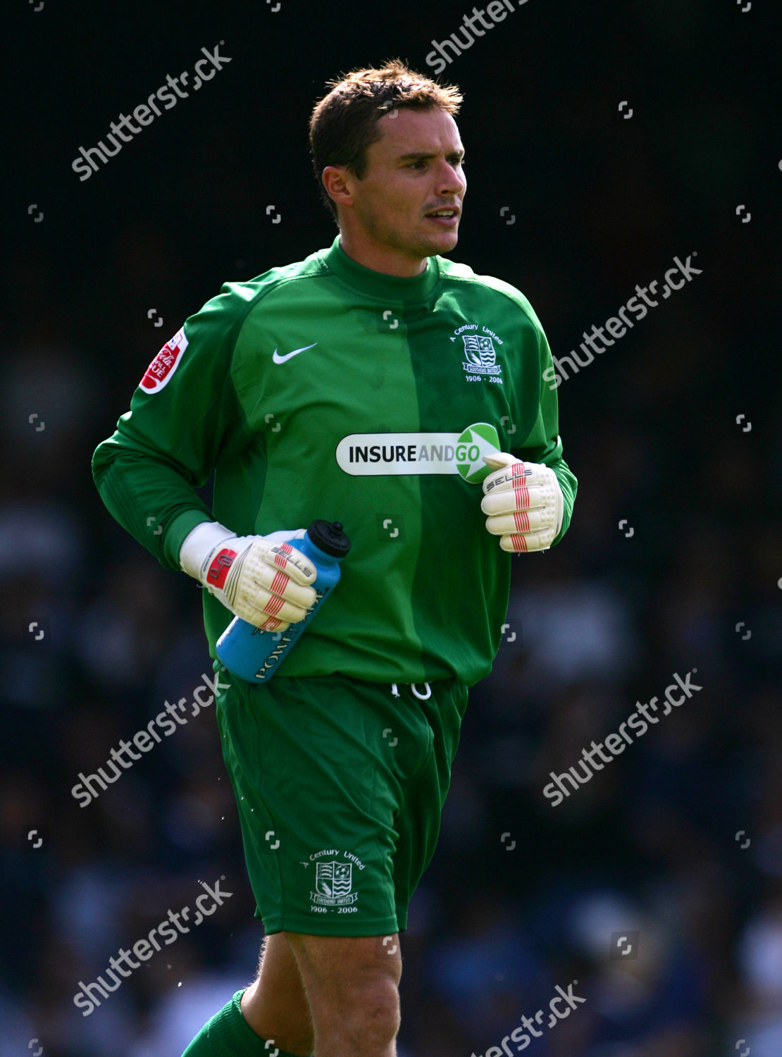 Southend United Goalkeeper Darryl Flahavan Editorial Stock Photo ...