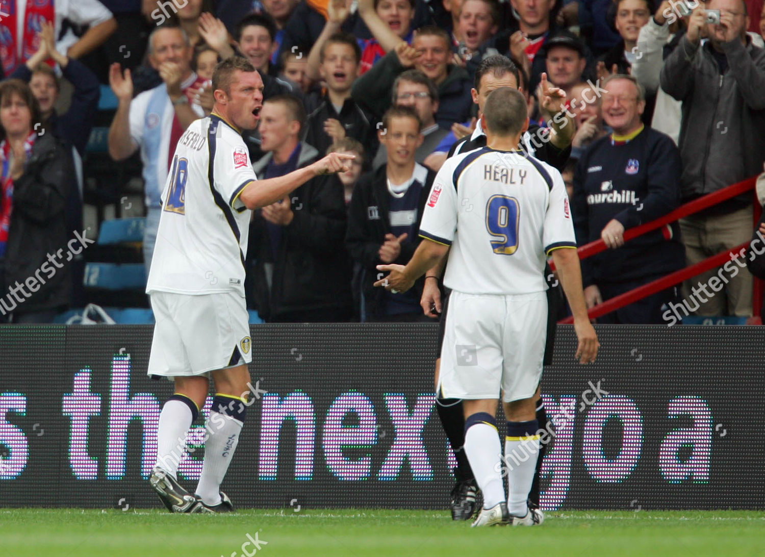 Geoff Horsfield Leeds United Shouts Refereee Editorial Stock Photo ...