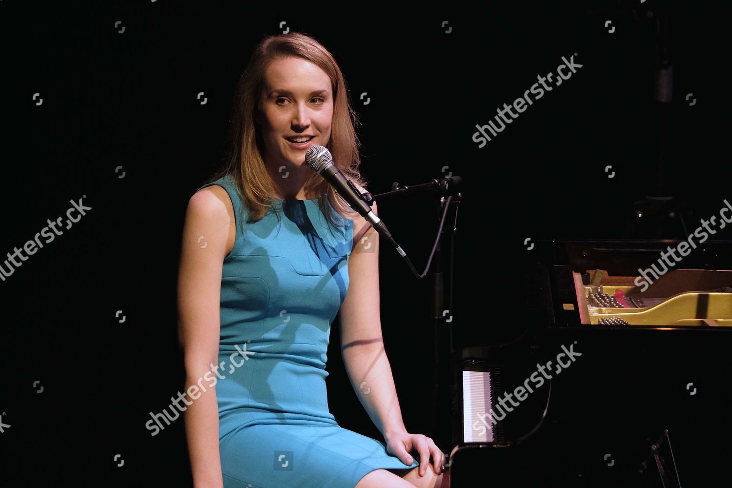 Australian Jazz Singer Sarah Mckenzie Performs Editorial Stock Photo ...