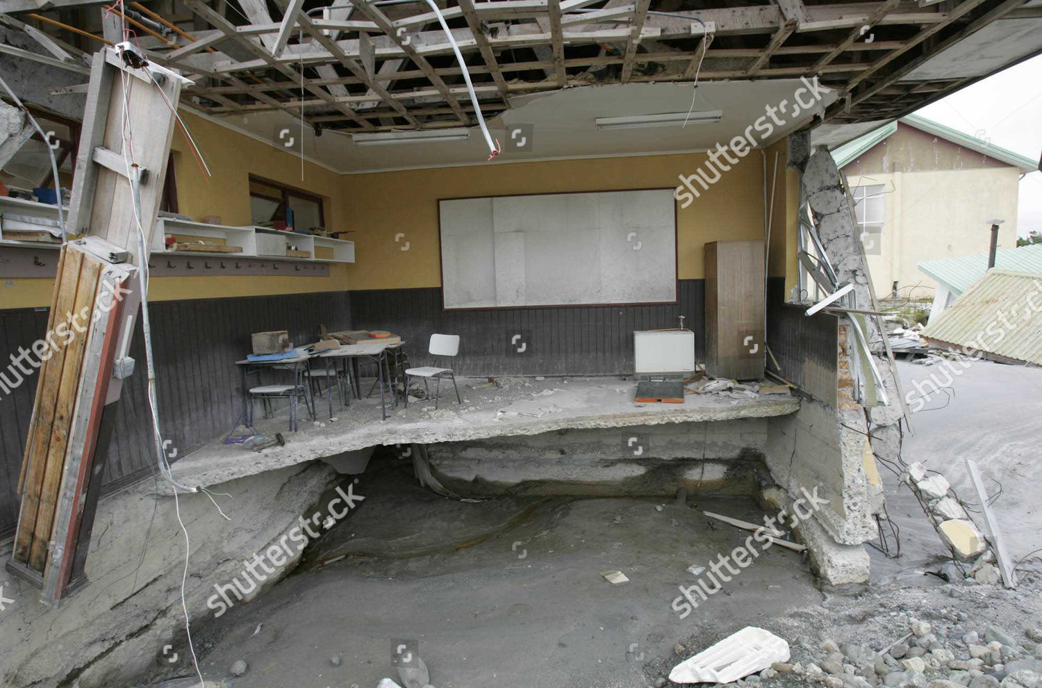 Destroyed House After Eruption Chaiten Volcano Editorial Stock Photo ...